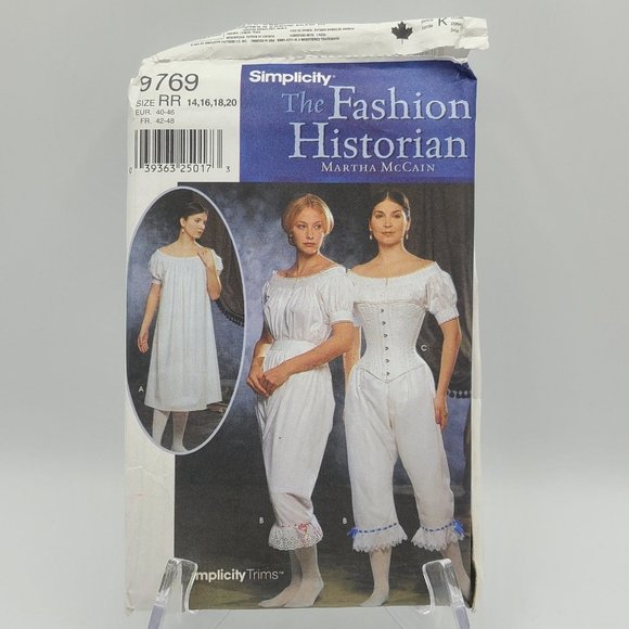 Simplicity | Other | Simplicity Costume Pattern Historic 9769 42 ...